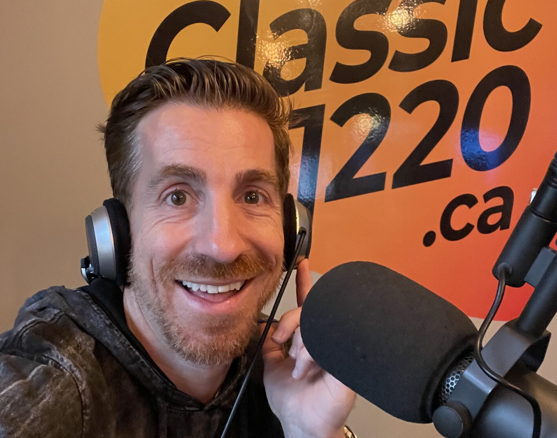 On Air - Classic 1220AM CFAJ Radio